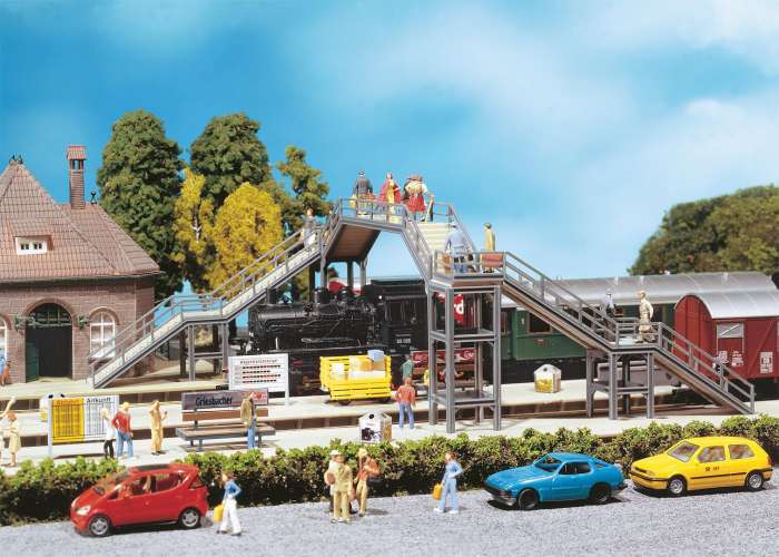 Foot bridge | Platforms & level crossings | Trains and railways ...